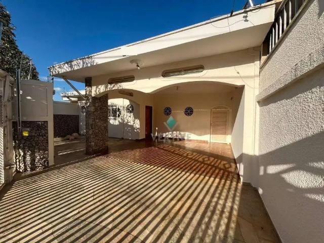 Casa / Sobrado para Locação em São José do Rio Preto/SP Roseiral 3 Quartos