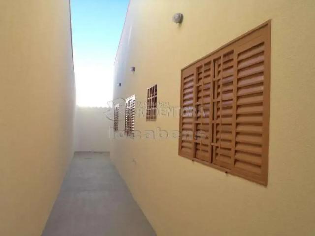Casa / Sobrado para Locação em São José do Rio Preto/SP Residencial Alto das Andorinhas 3 Quartos