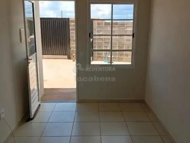 Casa / Sobrado para Locação em São José do Rio Preto/SP Residencial Gumercindo de Seta 2 Quartos