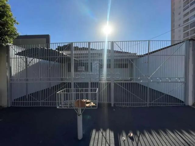 Casa / Sobrado para Locação em São José do Rio Preto/SP Vila Anchieta 3 Quartos