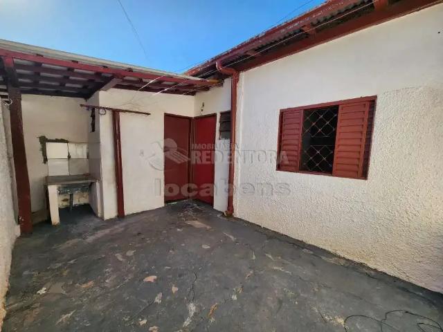 Casa / Sobrado para Locação em São José do Rio Preto/SP Vila Boa Esperança 1 Quartos