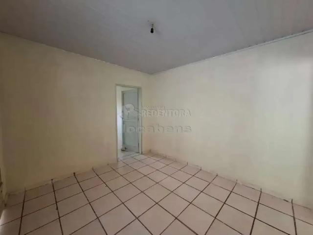 Casa / Sobrado para Locação em São José do Rio Preto/SP Vila Curti 1 Quartos