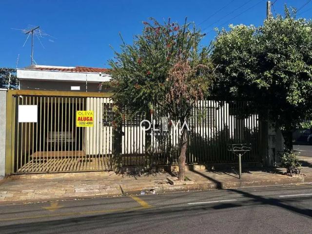 Casa / Sobrado para Locação em São José do Rio Preto/SP Vila Esplanada 3 Quartos