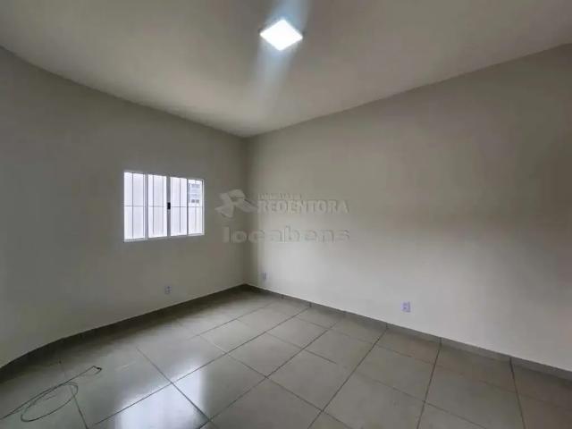 Casa / Sobrado para Locação em São José do Rio Preto/SP Vila Ercília 2 Quartos