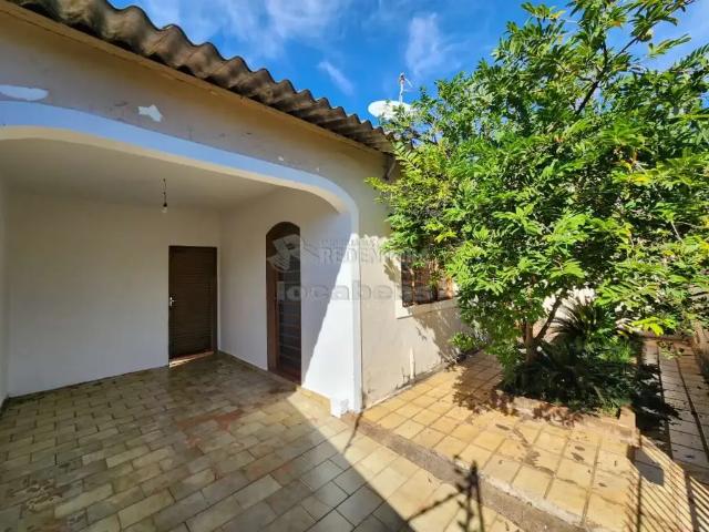 Casa / Sobrado para Locação em São José do Rio Preto/SP Vila Hipódromo 2 Quartos