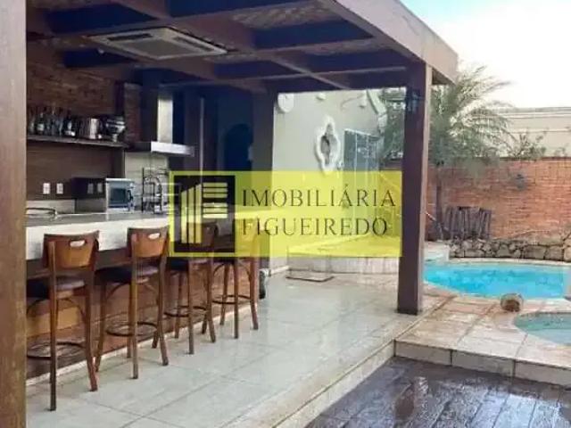 Casa / Sobrado para Locação em São José do Rio Preto/SP Vila Redentora 4 Quartos