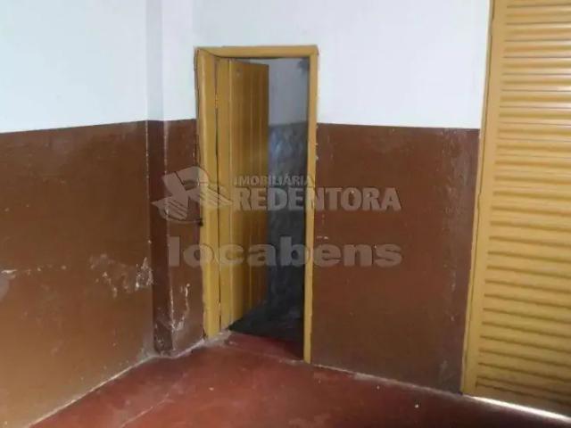 Casa / Sobrado para Locação em São José do Rio Preto/SP Vila Santa Cruz 5 Quartos