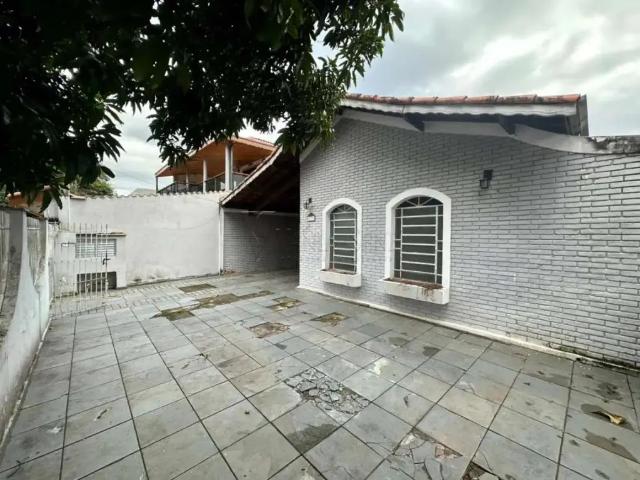 Casa / Sobrado para Locação em São José dos Campos/SP Bosque dos Eucaliptos 4 Quartos