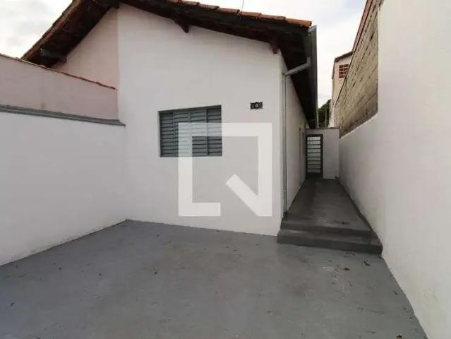 Casa / Sobrado para Locação em São José dos Campos/SP Bosque dos Eucaliptos 2 Quartos
