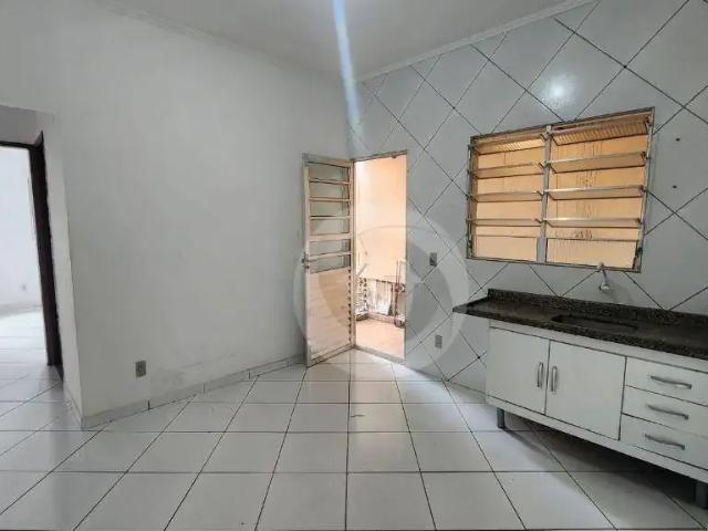 Casa / Sobrado para Locação em São José dos Campos/SP Bosque dos Eucaliptos 2 Quartos