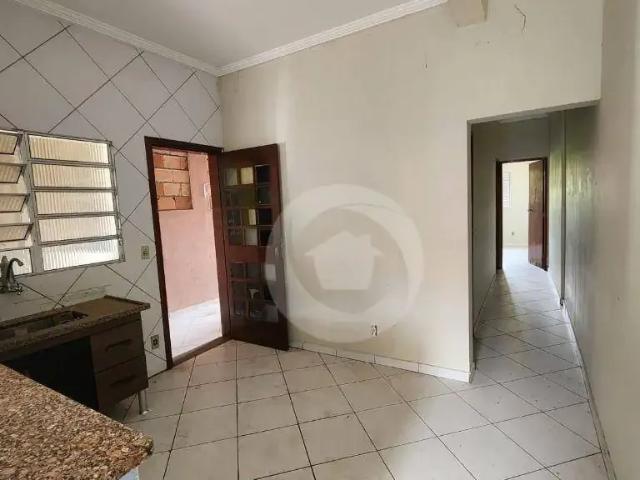Casa / Sobrado para Locação em São José dos Campos/SP Bosque dos Eucaliptos 2 Quartos