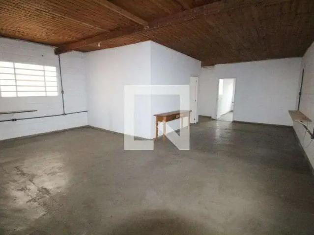 Casa / Sobrado para Locação em São José dos Campos/SP Bosque dos Eucaliptos 3 Quartos