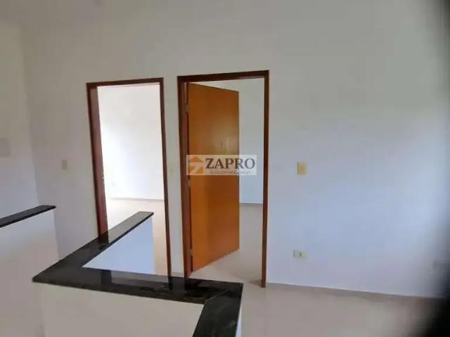 Casa / Sobrado para Locação em São José dos Campos/SP Chácaras São José 2 Quartos