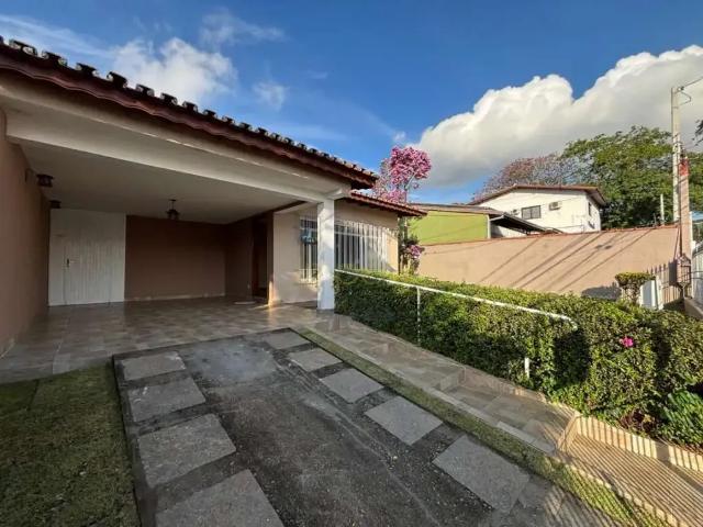 Casa / Sobrado para Locação em São José dos Campos/SP Cidade Vista Verde 3 Quartos