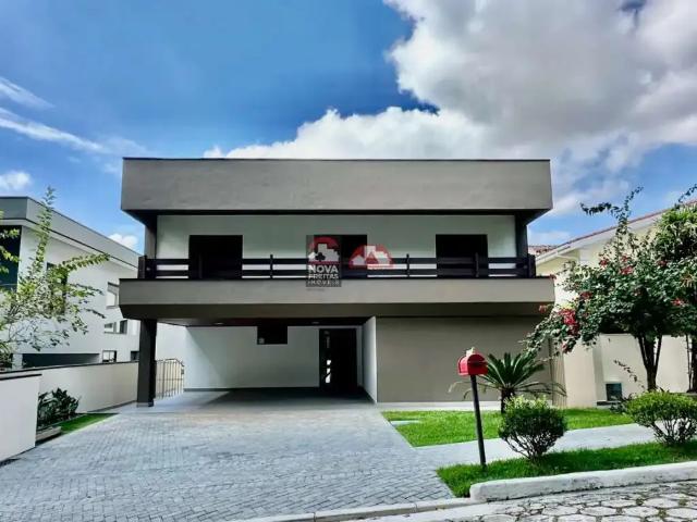 Casa / Sobrado para Locação em São José dos Campos/SP Condomínio Bosque Imperial 4 Quartos