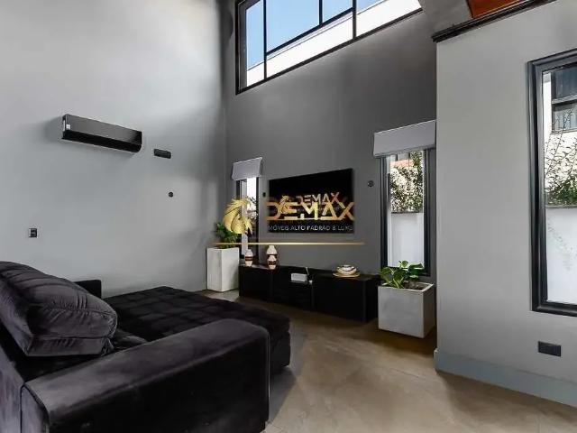 Casa / Sobrado para Locação em São José dos Campos/SP Condomínio Residencial Jaguary 4 Quartos