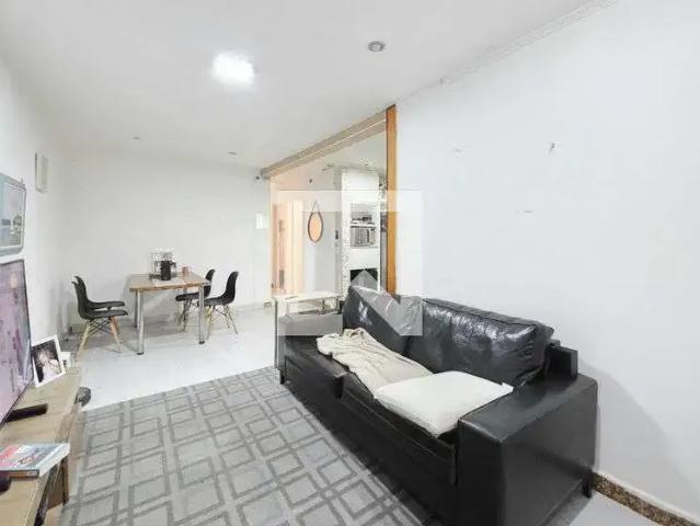 Casa / Sobrado para Locação em São José dos Campos/SP Conjunto Residencial Trinta e Um de Março 3 Quartos
