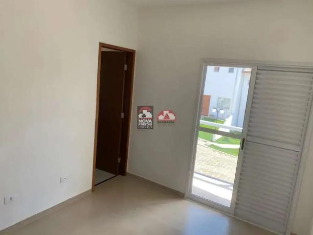 Casa / Sobrado para Locação em São José dos Campos/SP Jardim Uirá 3 Quartos