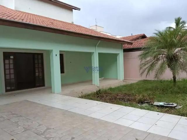Casa / Sobrado para Locação em São José dos Campos/SP Jardim Alvorada 6 Quartos