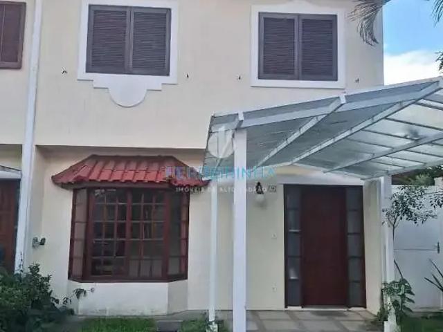 Casa / Sobrado para Locação em São José dos Campos/SP Jardim Aquárius 3 Quartos