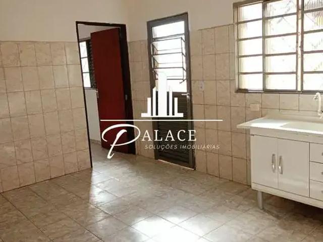 Casa / Sobrado para Locação em São José dos Campos/SP Jardim Castanheira 2 Quartos