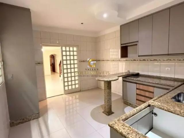 Casa / Sobrado para Locação em São José dos Campos/SP Jardim Colorado 3 Quartos