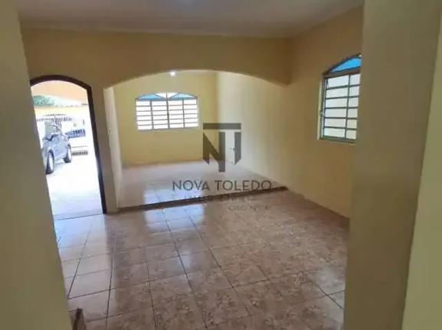 Casa / Sobrado para Locação em São José dos Campos/SP Jardim das Indústrias 5 Quartos