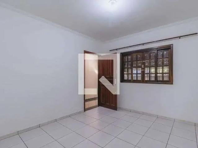 Casa / Sobrado para Locação em São José dos Campos/SP Jardim das Indústrias 3 Quartos