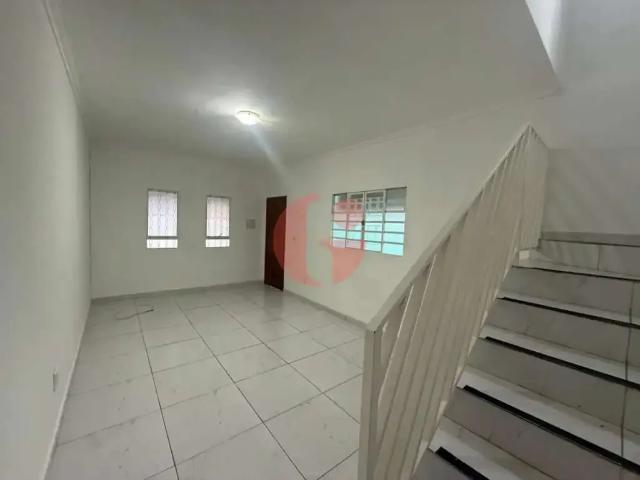 Casa / Sobrado para Locação em São José dos Campos/SP Jardim das Indústrias 3 Quartos