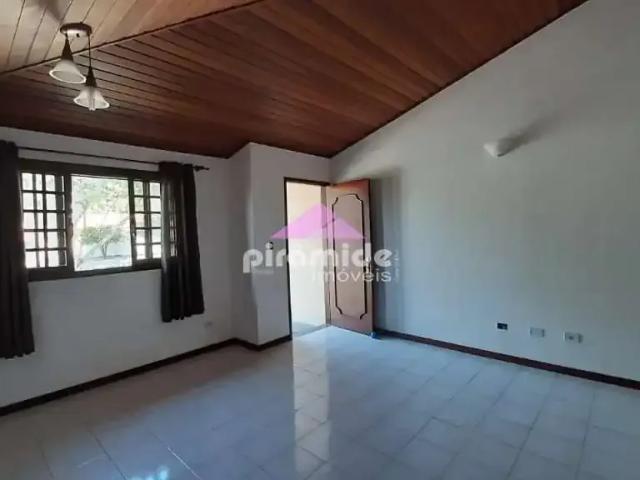 Casa / Sobrado para Locação em São José dos Campos/SP Jardim das Indústrias 3 Quartos