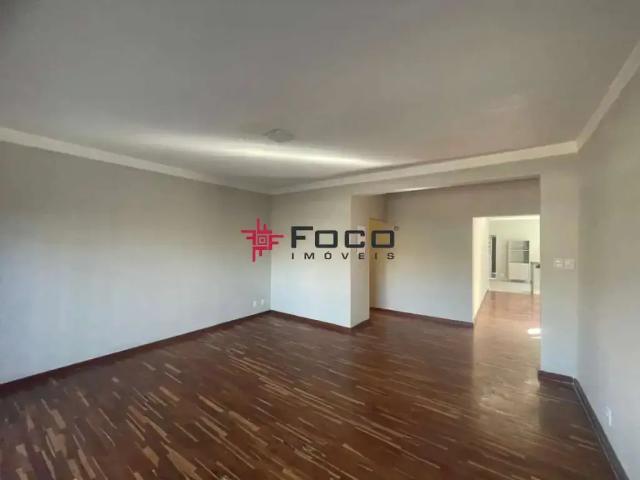 Casa / Sobrado para Locação em São José dos Campos/SP Jardim Esplanada II 3 Quartos