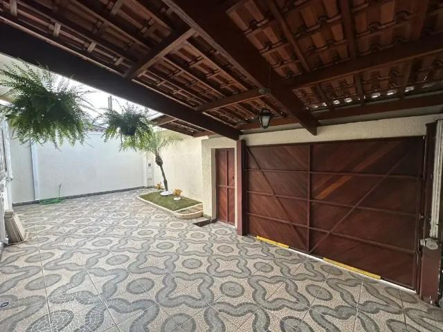 Casa / Sobrado para Locação em São José dos Campos/SP Jardim Ismênia 5 Quartos