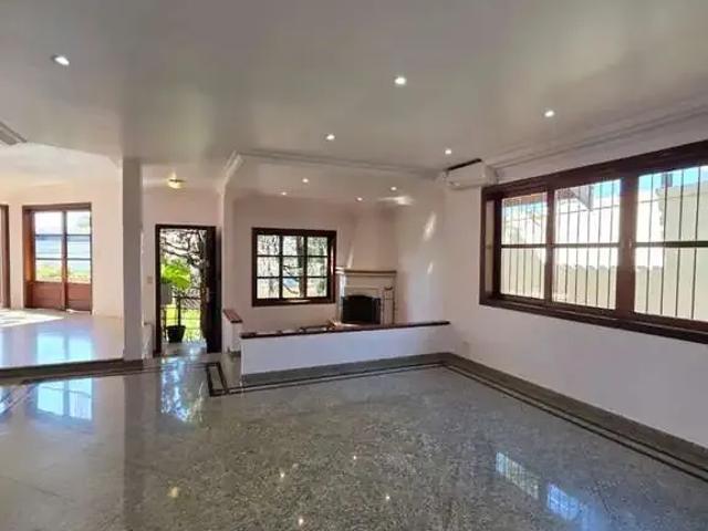Casa / Sobrado para Locação em São José dos Campos/SP Jardim Nova América 4 Quartos