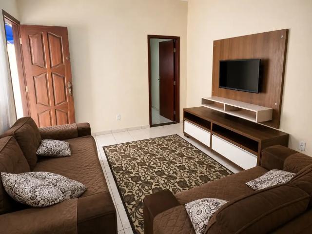Casa / Sobrado para Locação em São José dos Campos/SP Jardim Pararangaba 2 Quartos
