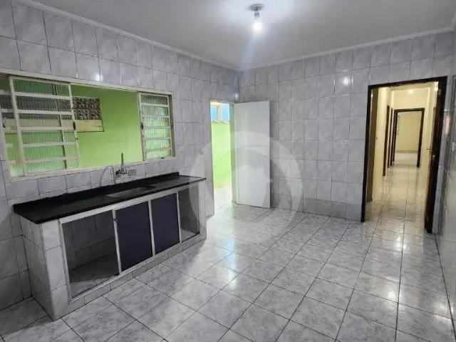 Casa / Sobrado para Locação em São José dos Campos/SP Jardim Portugal 3 Quartos