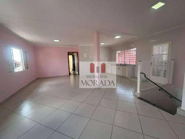 Casa / Sobrado para Locação em São José dos Campos/SP Jardim Portugal 3 Quartos