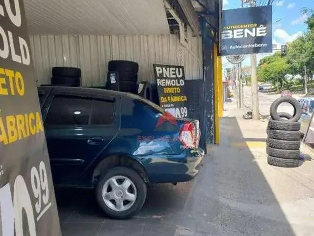 Casa / Sobrado para Locação em São José dos Campos/SP Jardim São Vicente 8 Quartos