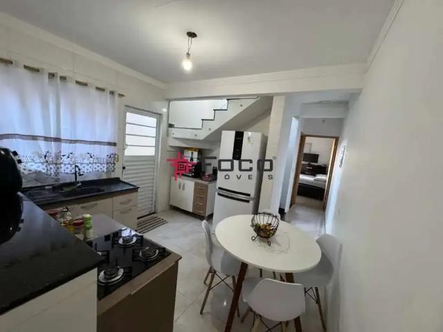 Casa / Sobrado para Locação em São José dos Campos/SP Jardim Satélite 4 Quartos