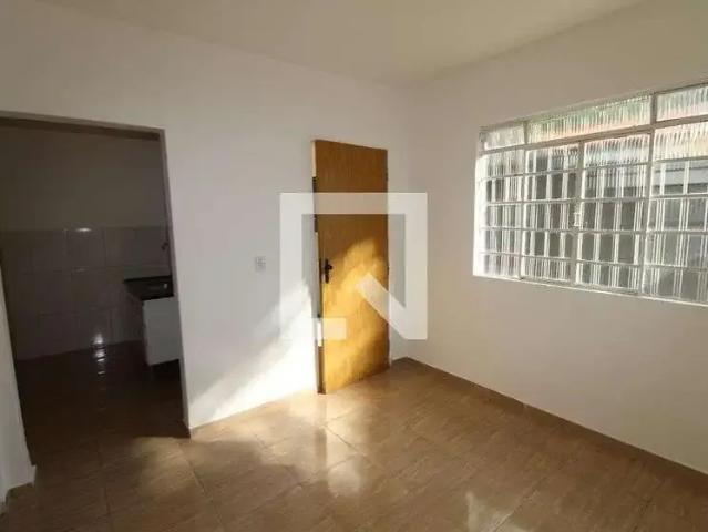 Casa / Sobrado para Locação em São José dos Campos/SP Jardim Satélite 1 Quartos