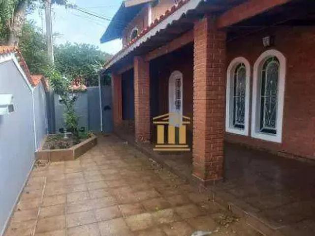 Casa / Sobrado para Locação em São José dos Campos/SP Jardim Satélite 3 Quartos