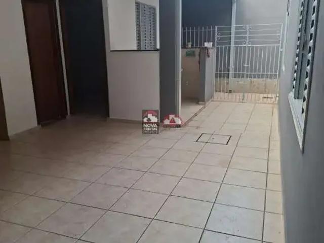 Casa / Sobrado para Locação em São José dos Campos/SP Jardim Satélite 3 Quartos