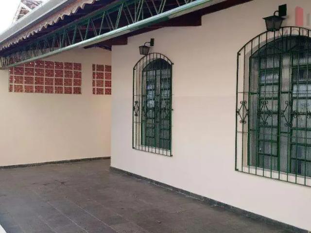 Casa / Sobrado para Locação em São José dos Campos/SP Jardim Satélite 3 Quartos