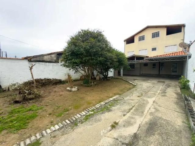 Casa / Sobrado para Locação em São José dos Campos/SP Jardim Satélite 3 Quartos