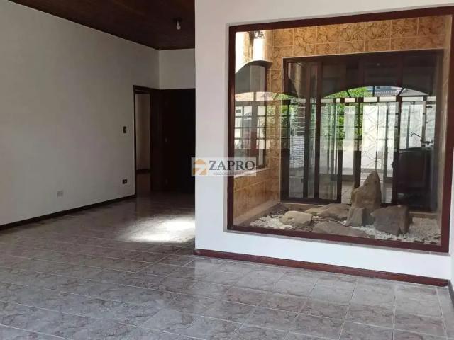 Casa / Sobrado para Locação em São José dos Campos/SP Jardim Satélite 3 Quartos