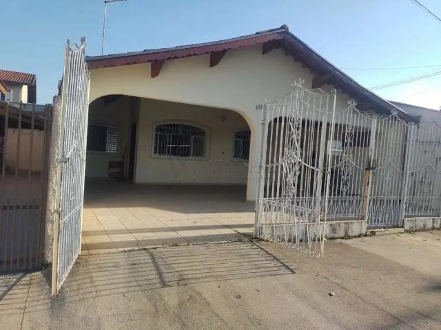 Casa / Sobrado para Locação em São José dos Campos/SP Jardim Satélite 3 Quartos