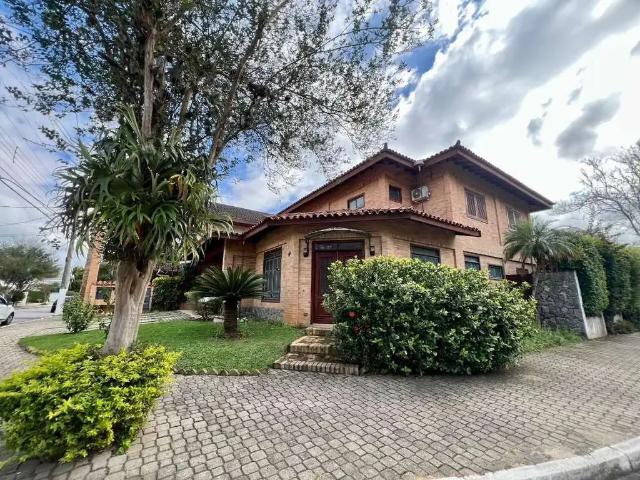Casa / Sobrado para Locação em São José dos Campos/SP Parque Residencial Aquarius 4 Quartos