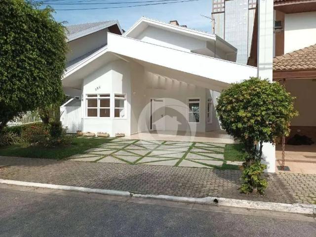 Casa / Sobrado para Locação em São José dos Campos/SP Parque Residencial Aquarius 4 Quartos