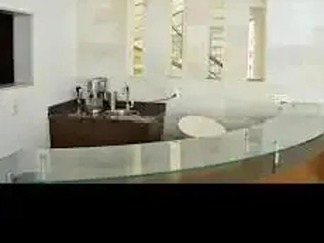 Casa / Sobrado para Locação em São José dos Campos/SP Parque Residencial Aquarius 5 Quartos