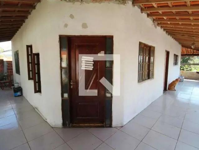 Casa / Sobrado para Locação em São José dos Campos/SP Primavera 2 Quartos