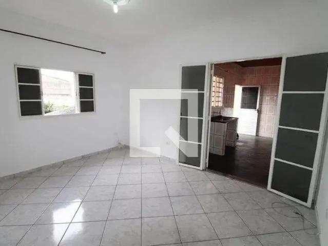 Casa / Sobrado para Locação em São José dos Campos/SP Residencial União 1 Quartos
